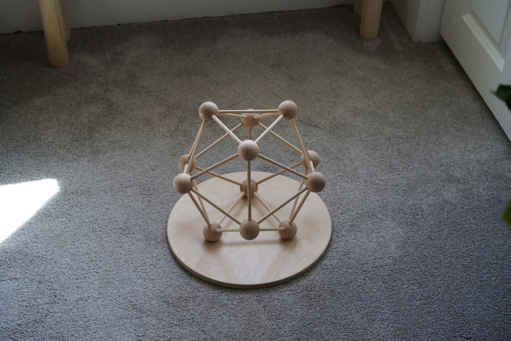 Large Geometric Stand – Twenty Planes – Rainstick Dreams